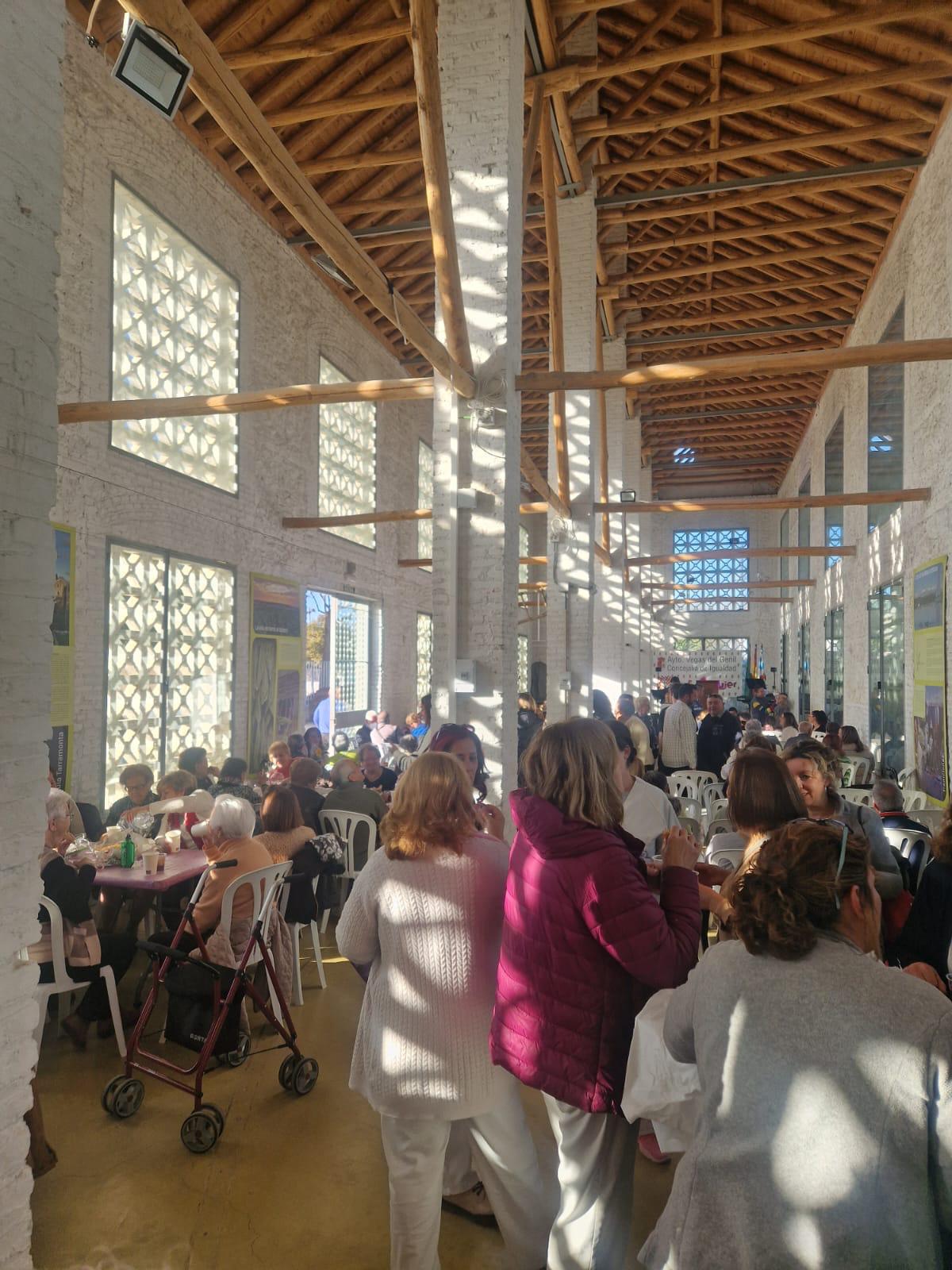 Vegas del Genil rinde homenaje a sus siete vecinas más longevas, todas ...